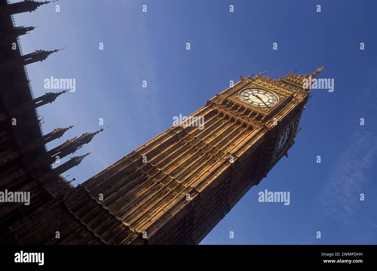 Westminsterpalatset hi-res stock photography and images - Alamy