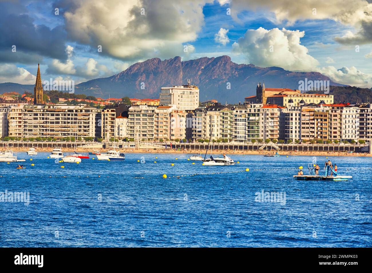 La Concha Bay, Peñas de Aia Mountain, Donostia, San Sebastian, Basque ...