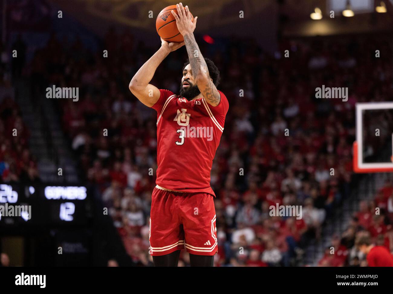 Nebraska's Brice Williams (3) shoots against Minnesota during the first ...
