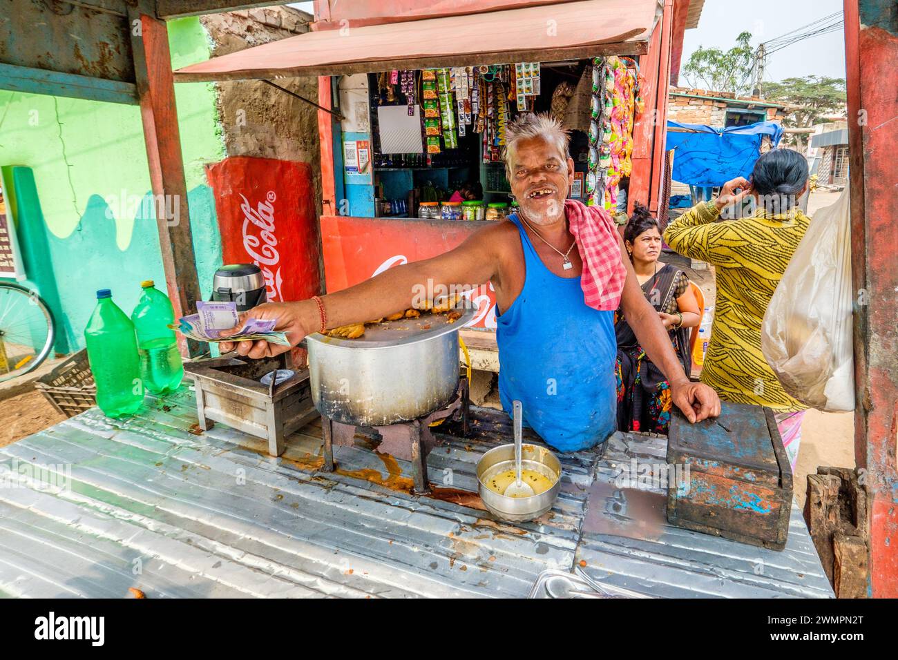 Street vendors selling food, tea and snacks in India Stock Photo - Alamy