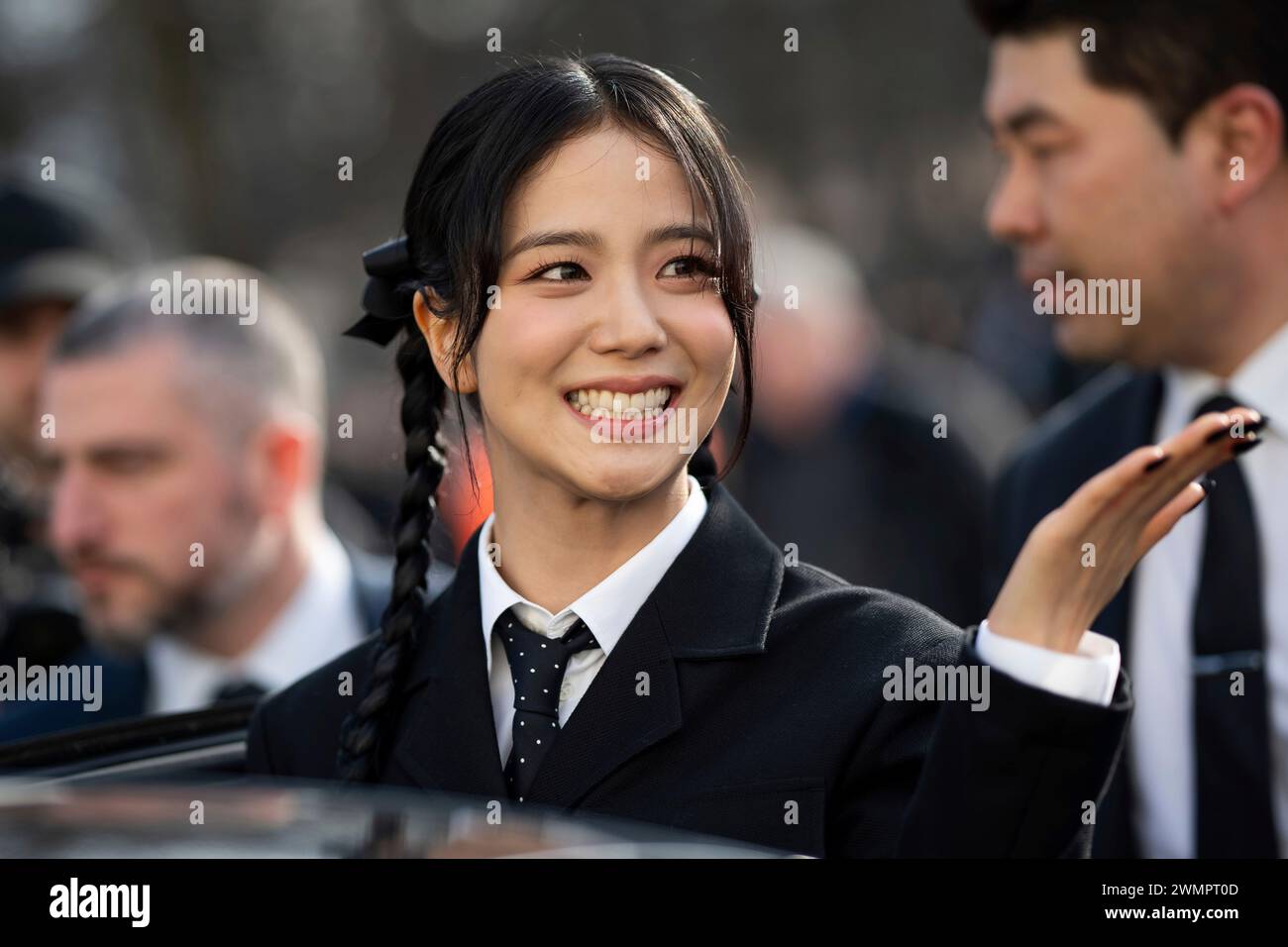 Jisoo departs from the Christian Dior Fall/Winter 2024-2025 ready-to ...