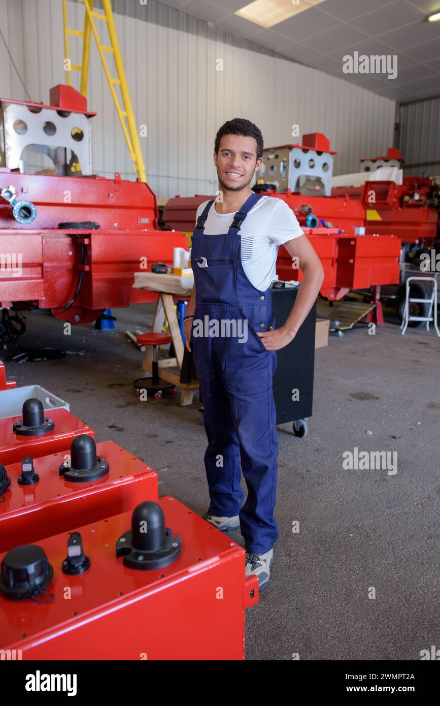 Mechanical miracle hi-res stock photography and images - Alamy