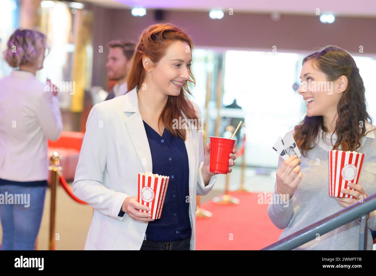 Couple going to movie theatre hi-res stock photography and images - Alamy