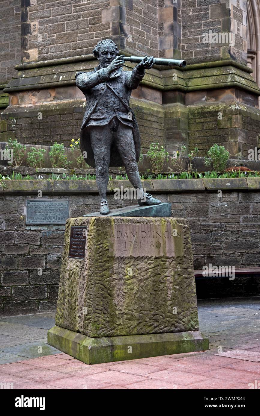 Statue of Adam Duncan (1731-1804), the British admiral who defeated the ...
