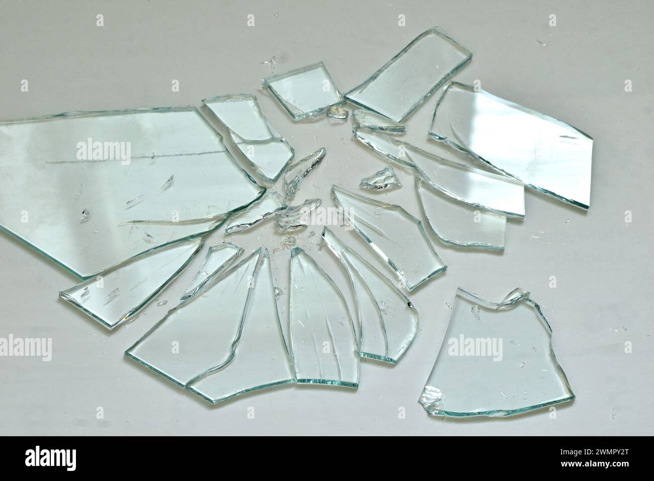 Cracked car glass texture hi-res stock photography and images - Alamy
