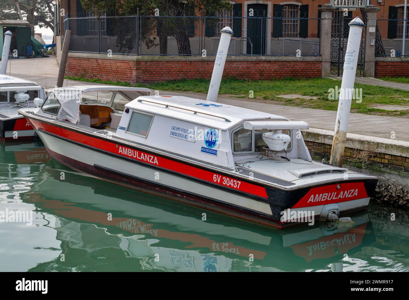 Venice ship ambulance hi-res stock photography and images - Alamy