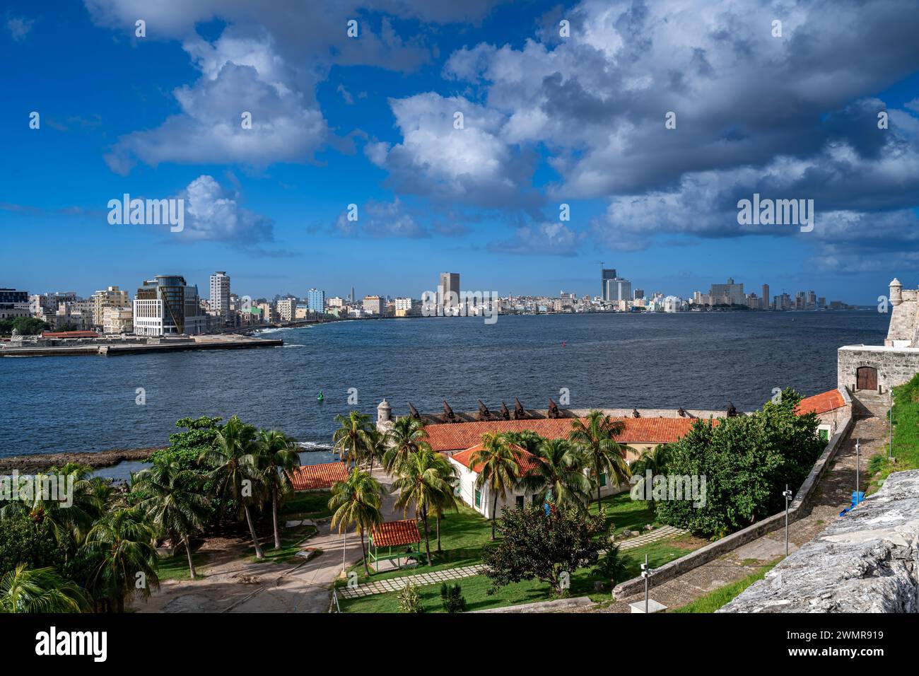 Havana bay hi-res stock photography and images - Alamy