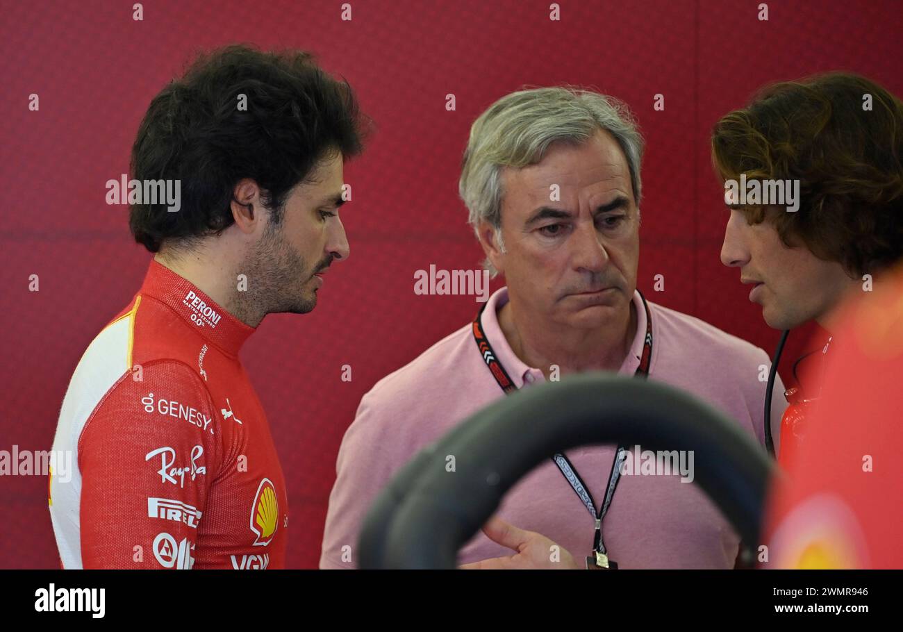 Father carlos sainz and son carlos sainz jr hi-res stock photography ...