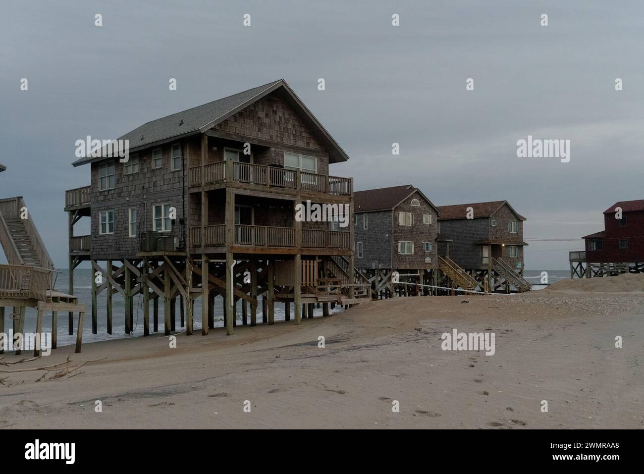 Houses crumble into the sea in Outer Banks due to some of the most ...