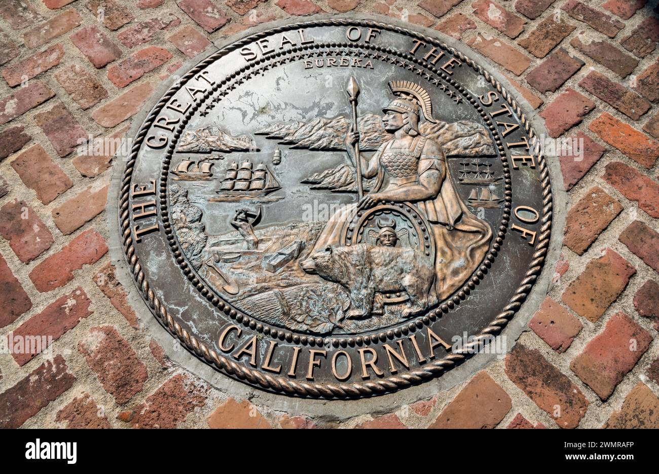 Official state seal of california hi-res stock photography and images ...