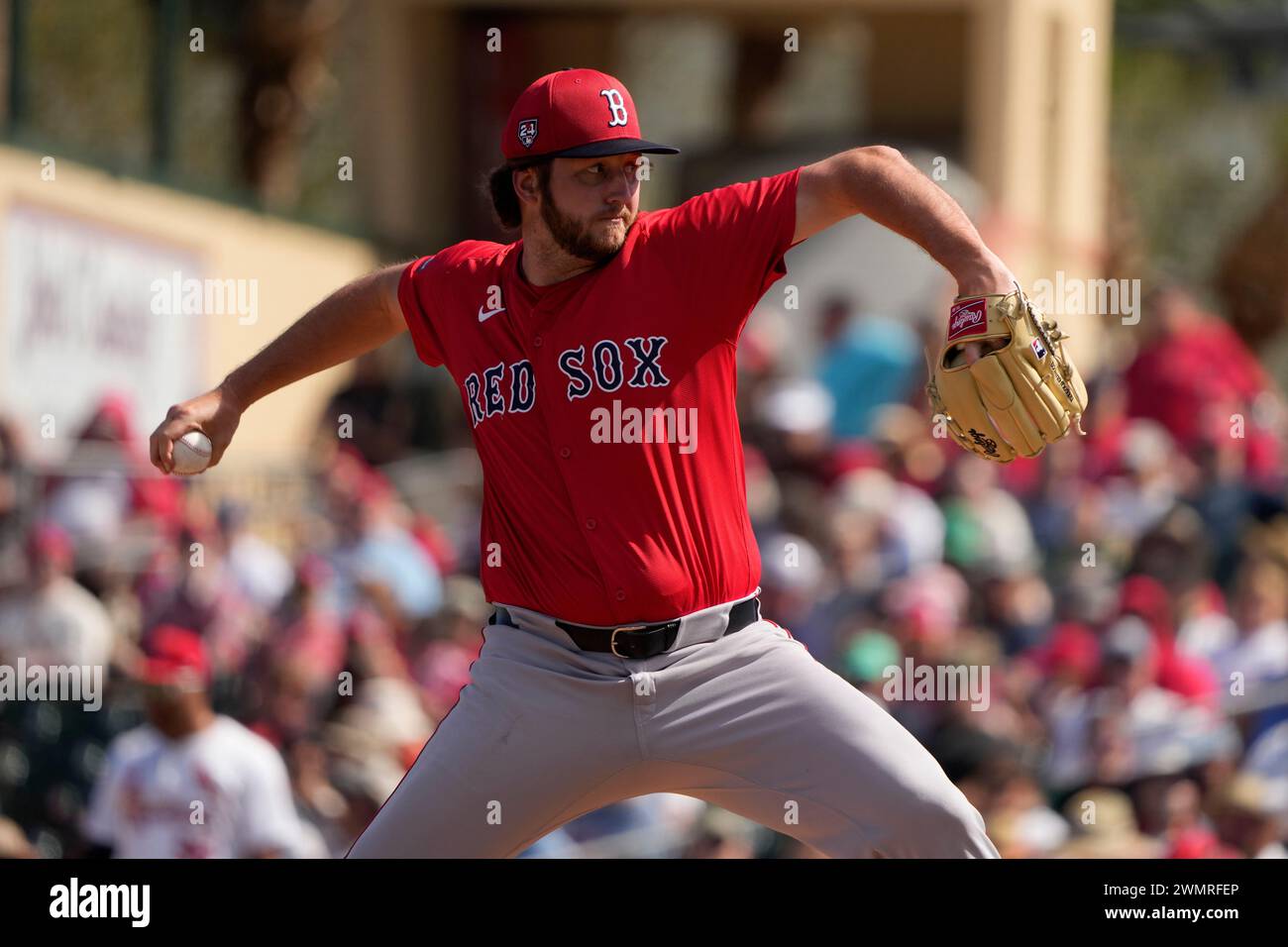 Boston Red Sox pitcher Justin Slaten throws during the fifth inning of ...