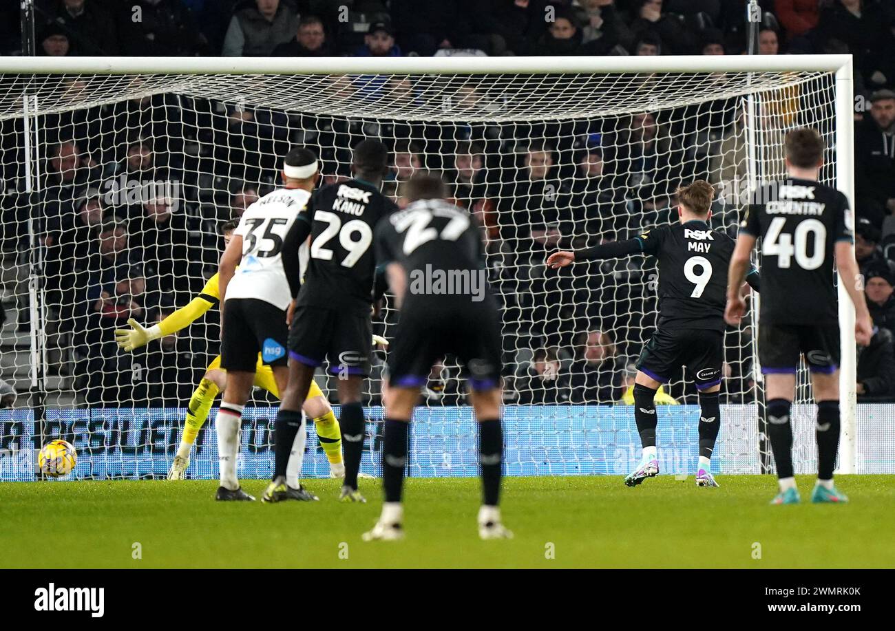 Alfie may goal hi-res stock photography and images - Alamy