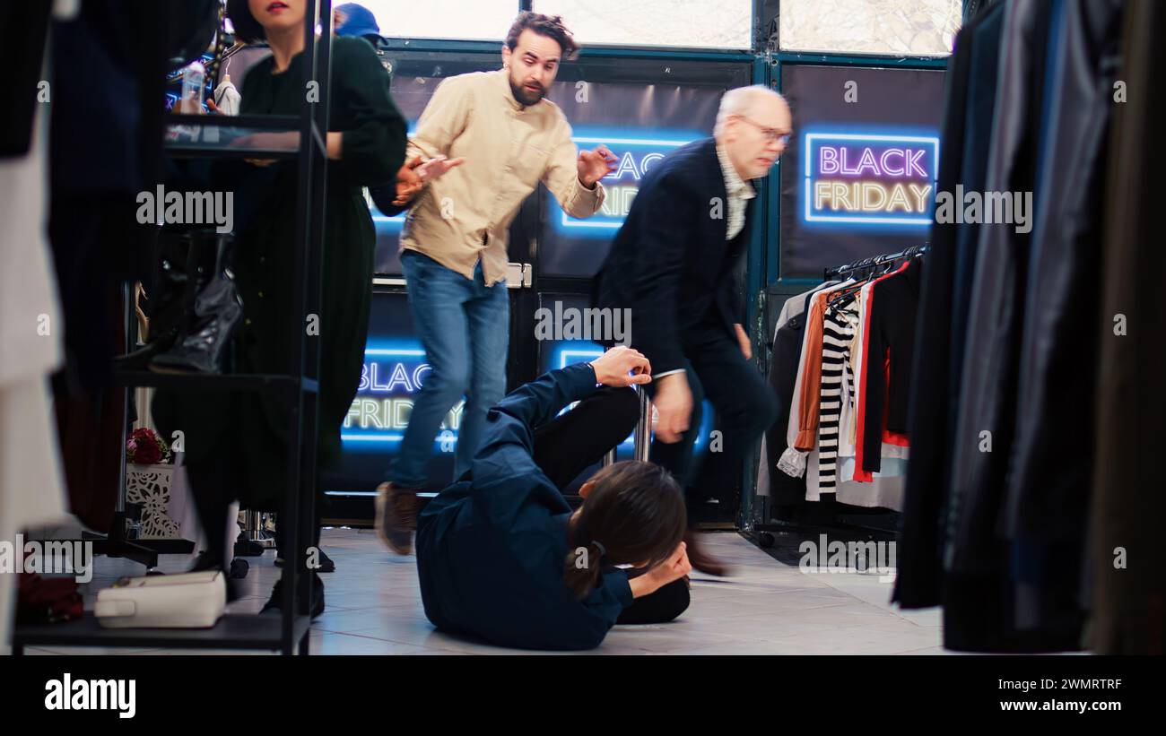 Black friday shoppers pushing hi-res stock photography and images - Alamy