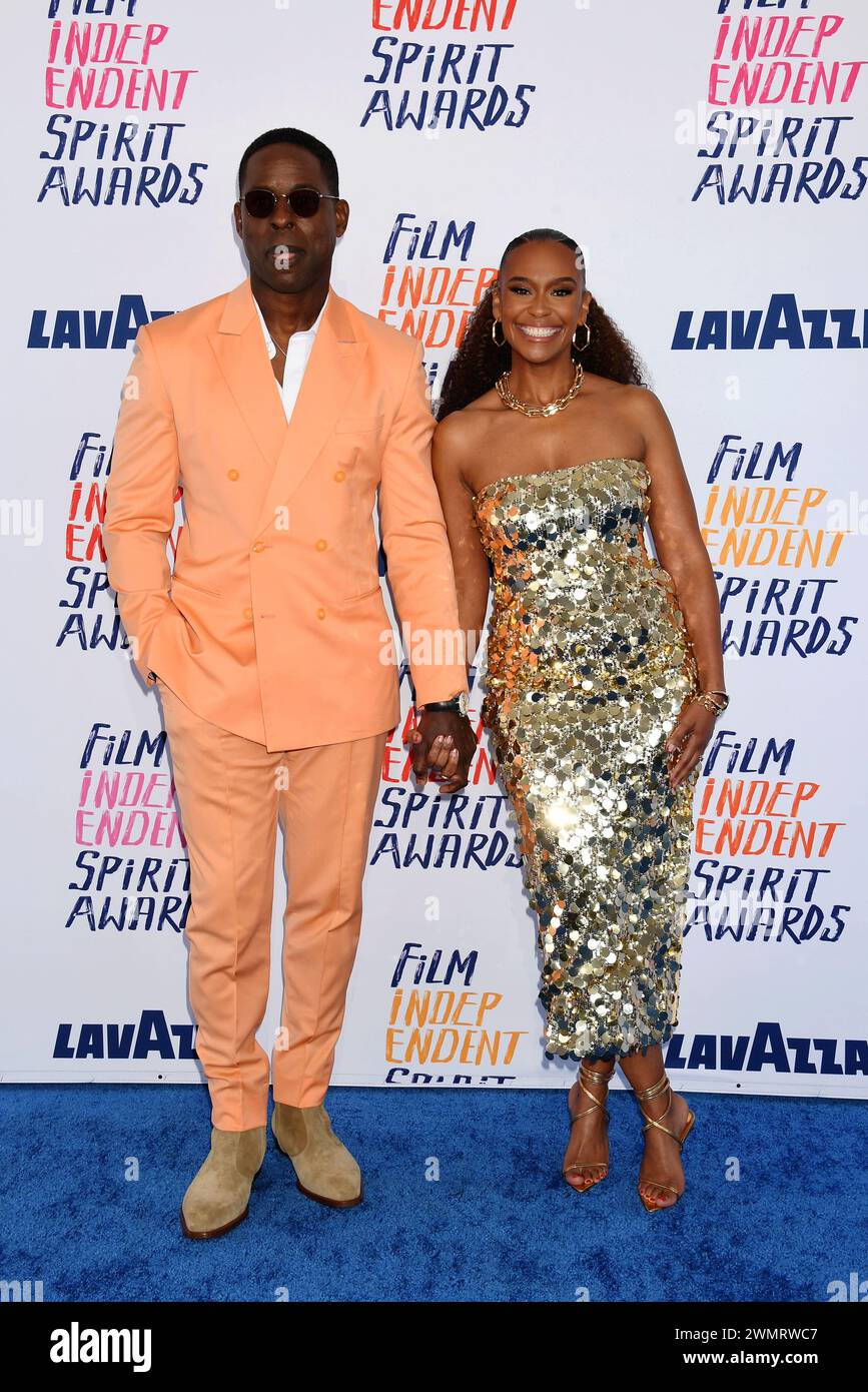 SANTA MONICA, CALIFORNIA - FEBRUARY 25: (L-R) Sterling K. Brown and ...