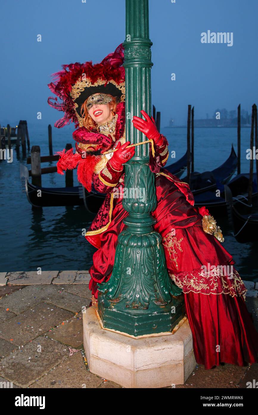 Venice, Italy. 7th Feb, 2024. A participant seen wearing fancy costume ...