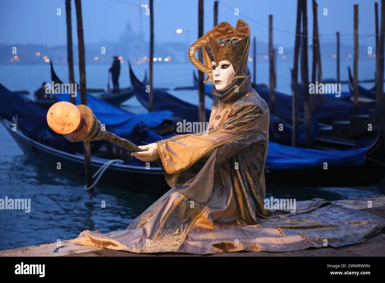 Venice, Italy. 7th Feb, 2024. A participant seen wearing fancy costume ...