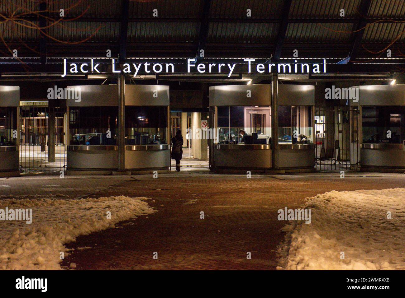 Port of toronto cruise ship hi-res stock photography and images - Alamy