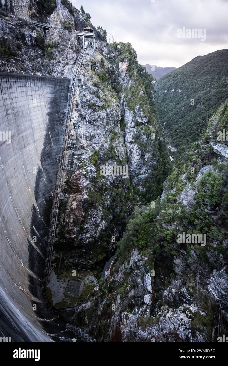 Gordon Dam in Tasmania Australia Stock Photo - Alamy
