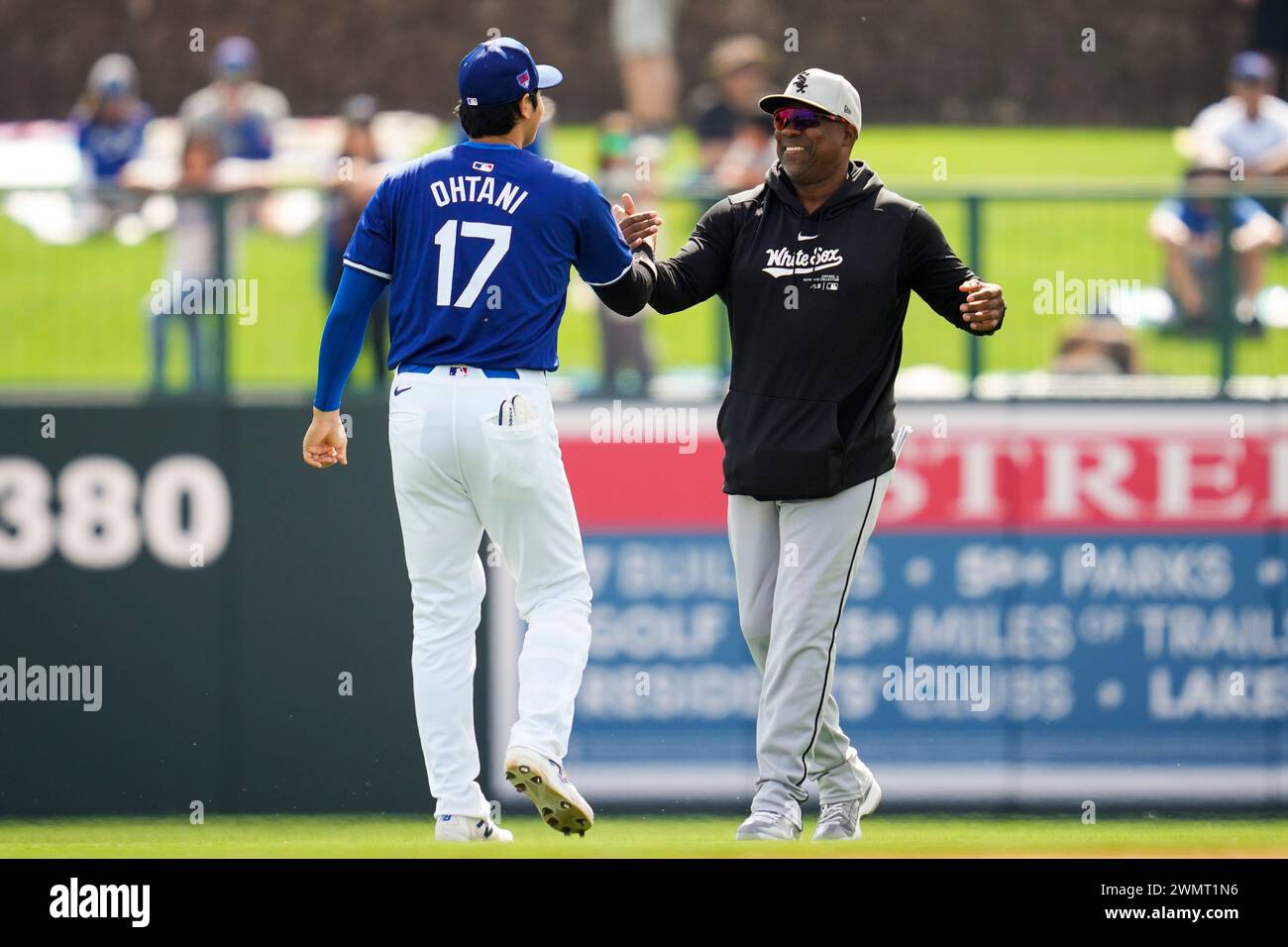 Los Angeles Dodgers designated hitter Shohei Ohtani (17) greets Chicago ...