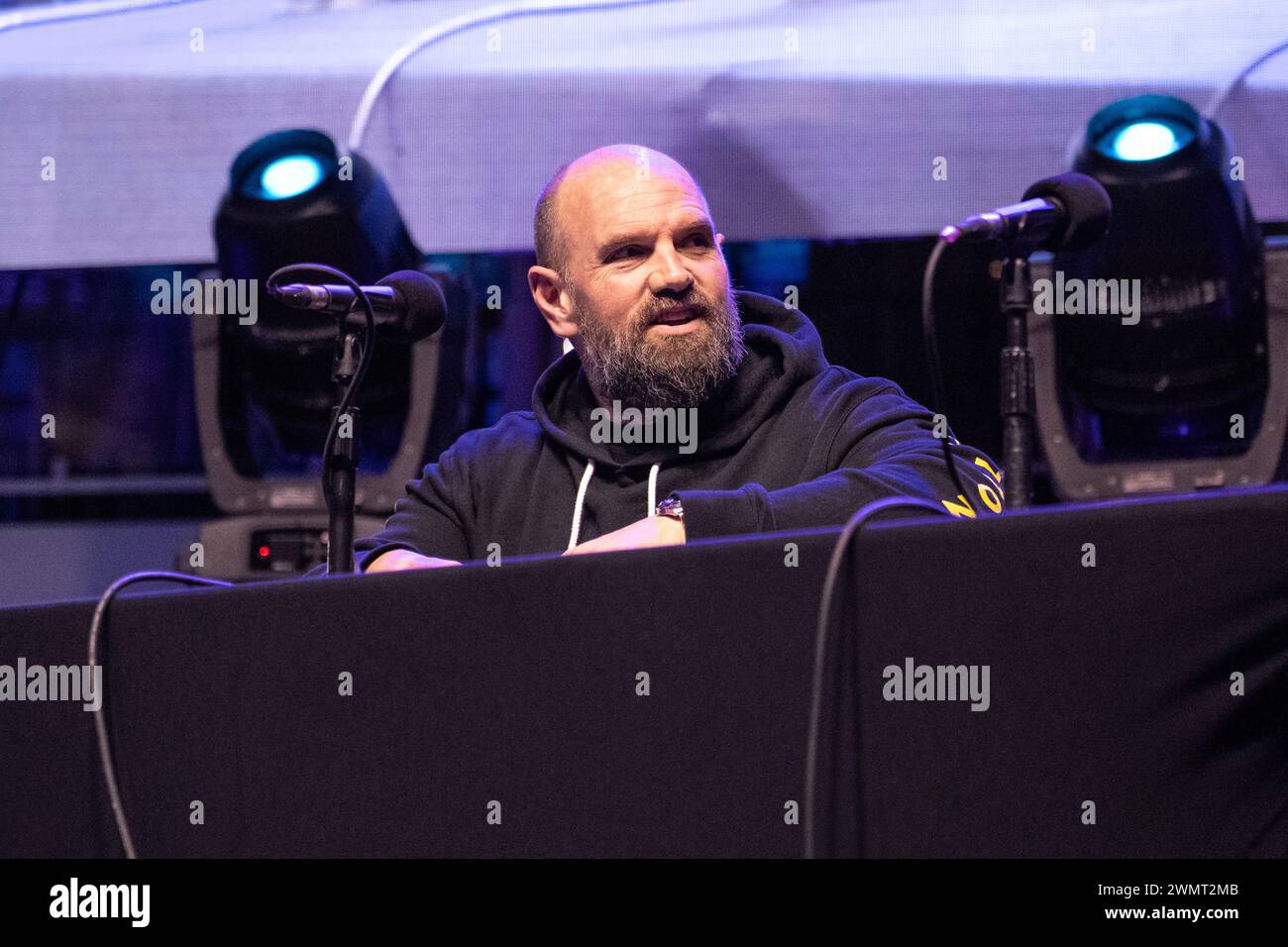 Ethan Suplee is seen during the MallRats script reading during the Jay ...