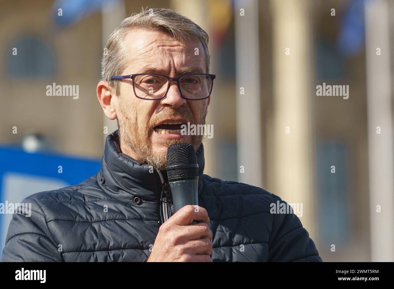 Bolt cab hi-res stock photography and images - Alamy