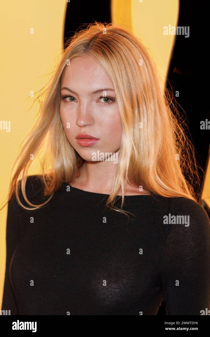 Lila Moss attends the Yves Saint Laurent Fall/Winter 2024-2025 ready-to-wear collection ...