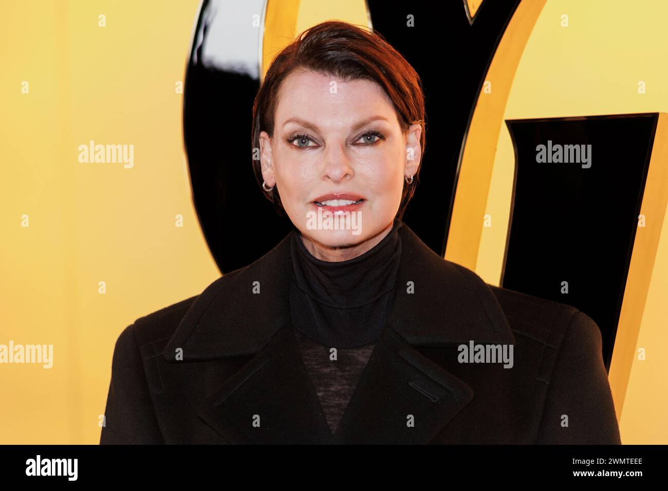 Linda Evangelista attends the Yves Saint Laurent Fall/Winter 2024-2025 ...
