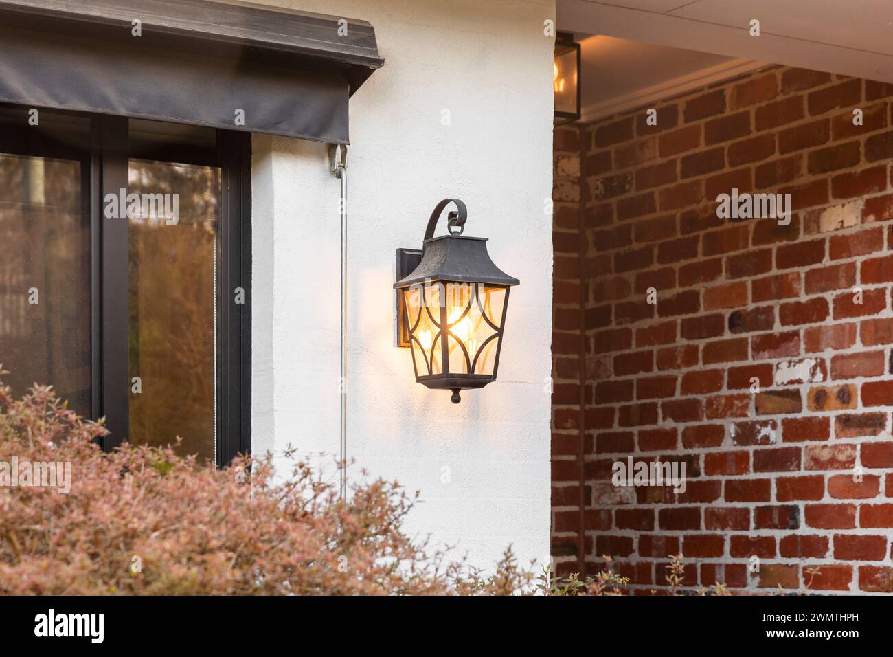 Wall mounted exterior lantern hi-res stock photography and images - Alamy