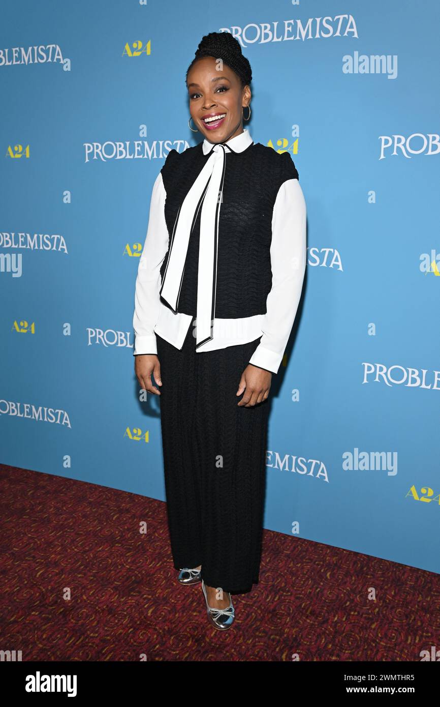 Amber ruffin hi-res stock photography and images - Alamy