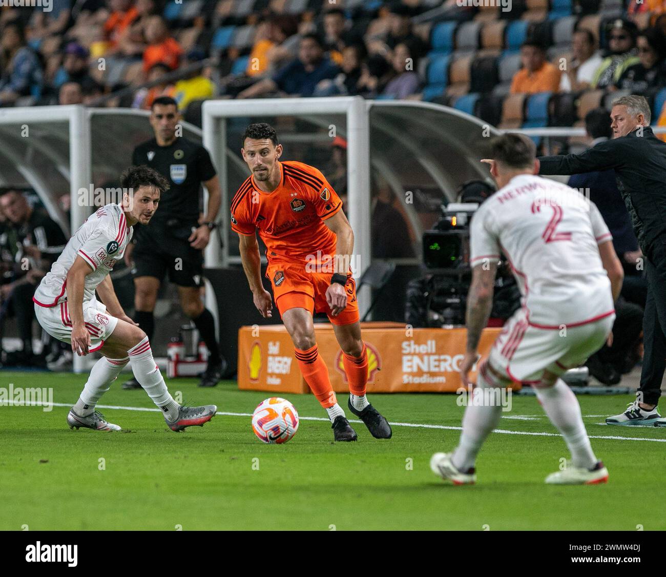 Shell energy stadium hi-res stock photography and images - Alamy