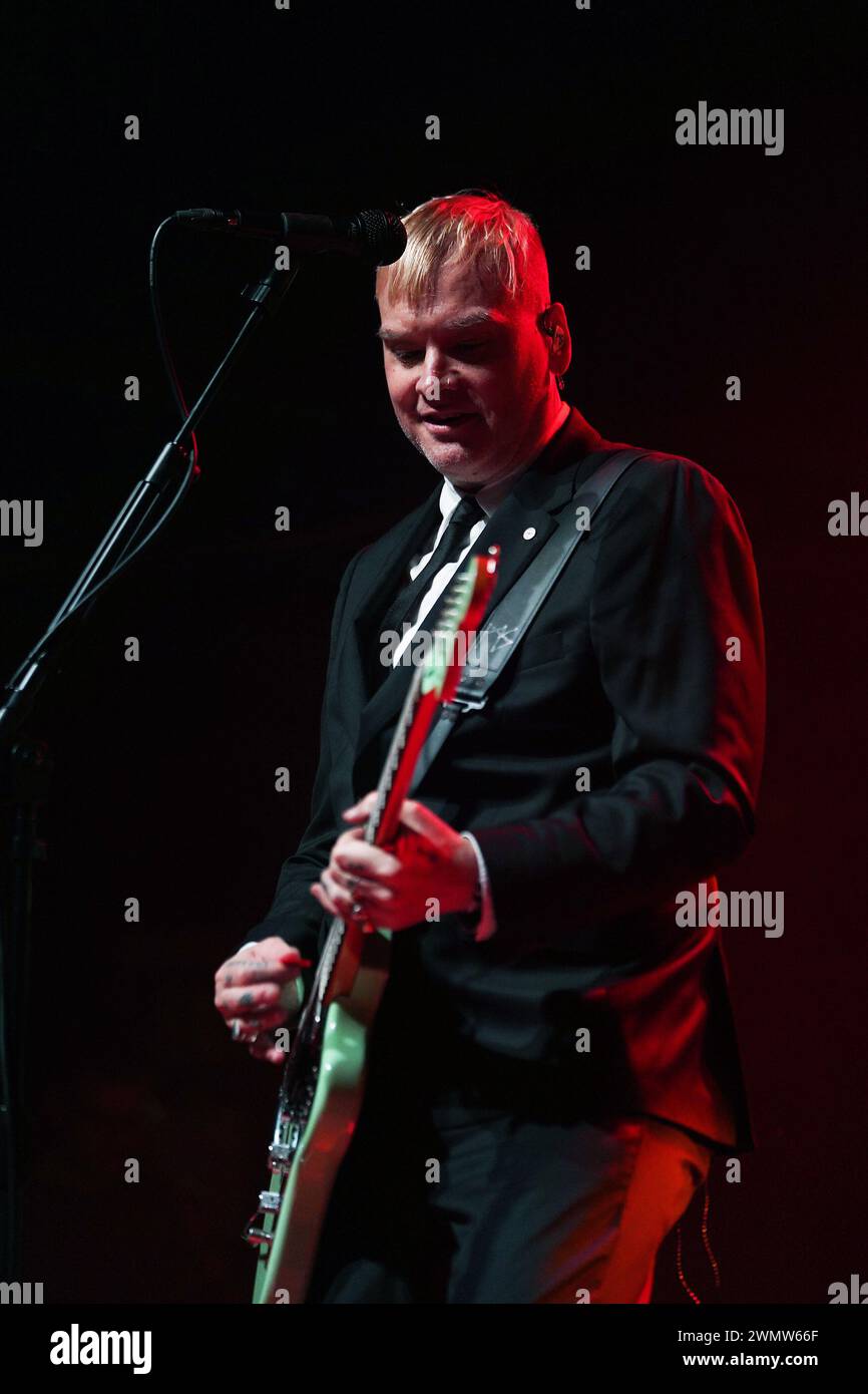Dallas vocalist hi-res stock photography and images - Alamy