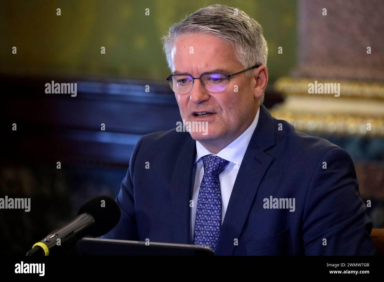 Non Exclusive: Secretary-General of the Organization for Economic ...