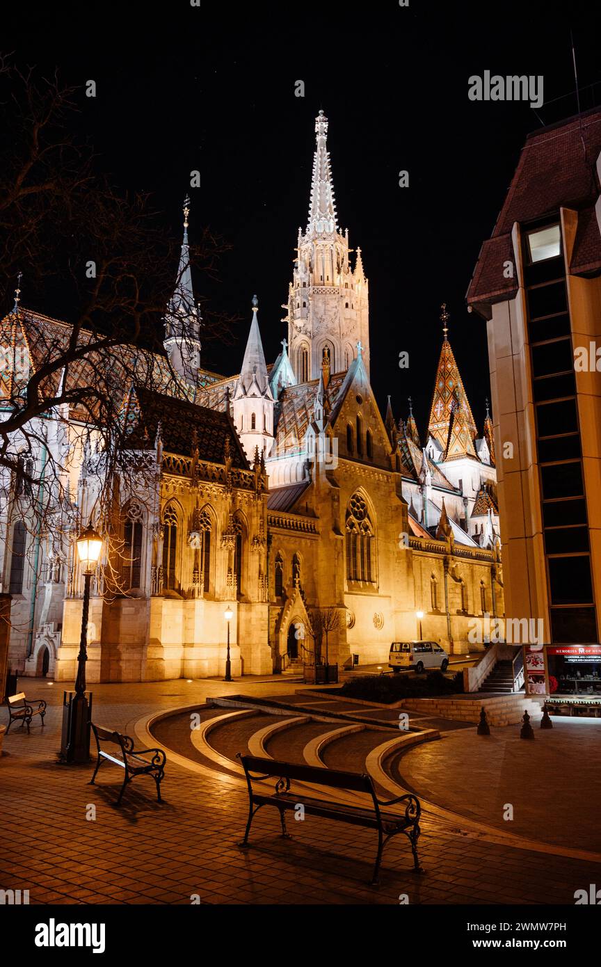 Matthias church hungarian matyas hi-res stock photography and images ...