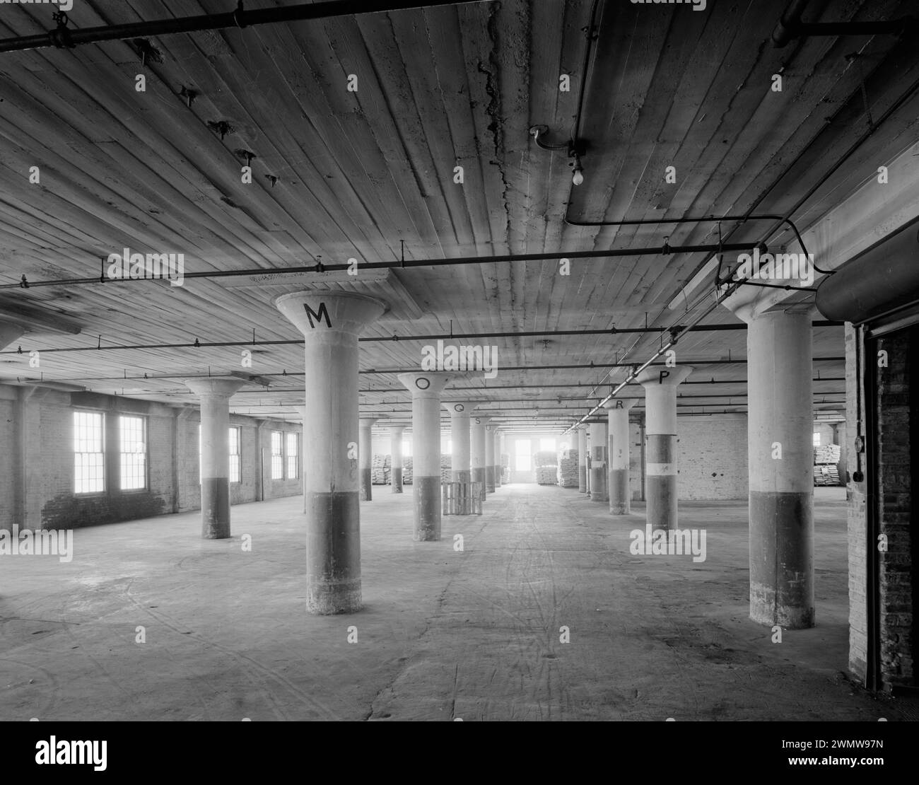 3rd floor Warehouse. View to North - Commercial & industrial Buildings ...