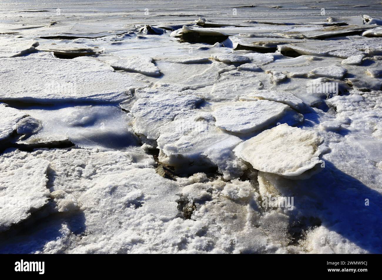 The winter sea ice Stock Photo - Alamy