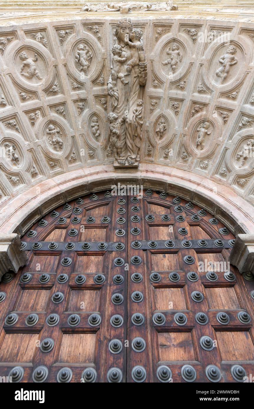 Seo de Nuestra Señora de la Huerta, North entrance archivolt. Tarazona ...