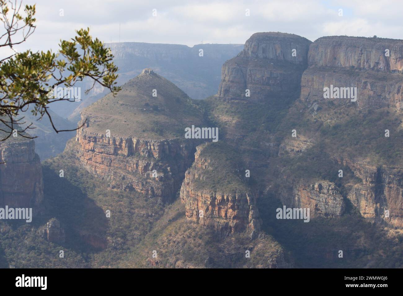 Aerial view of drakensberg mountains hi-res stock photography and ...
