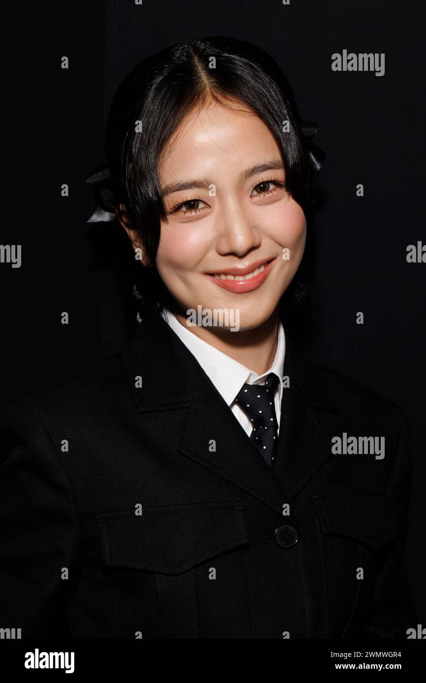 Jisoo attends the Christian Dior Fall/Winter 2024-2025 ready-to-wear ...