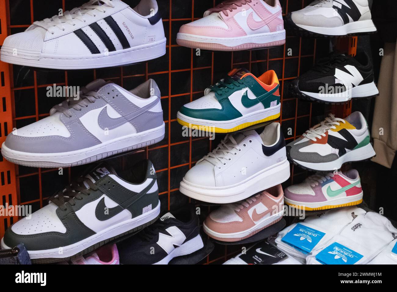 Business woman and running shoes hi-res stock photography and images ...