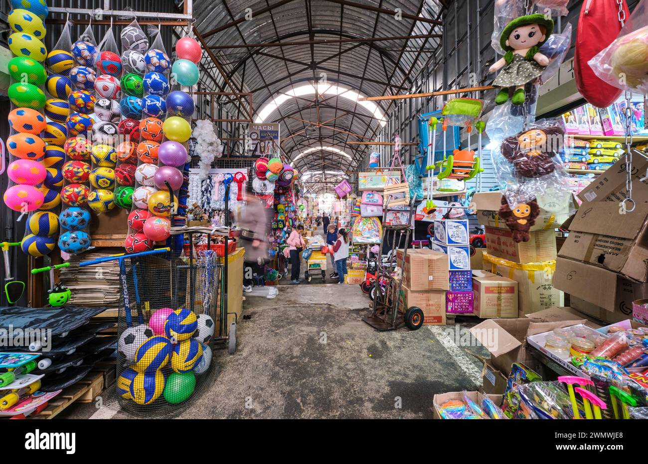 Shipping container shops hi-res stock photography and images - Alamy