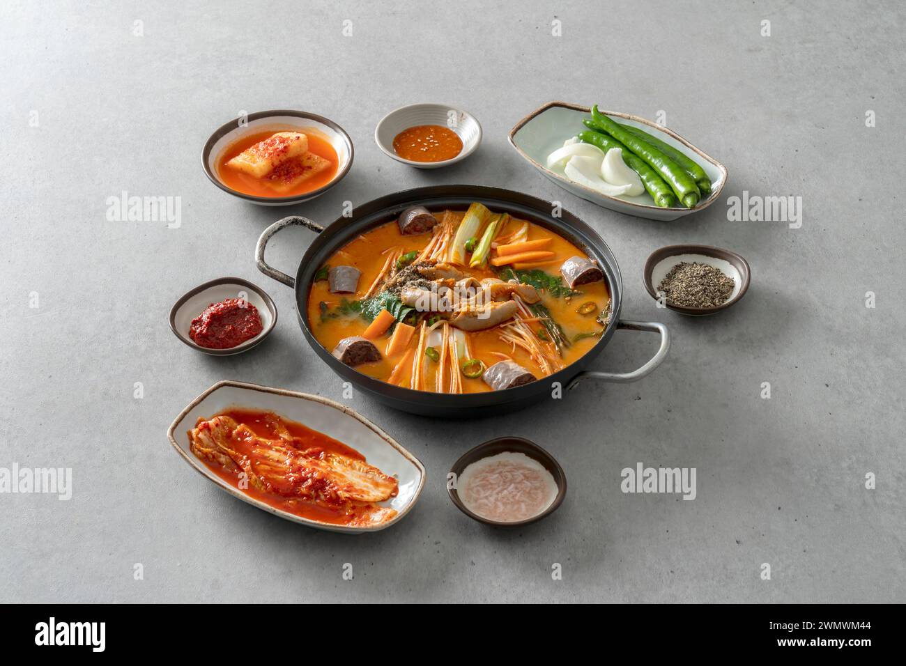 Korean food dish Side dishes, pork rib hangover soup, gopchang hot pot ...