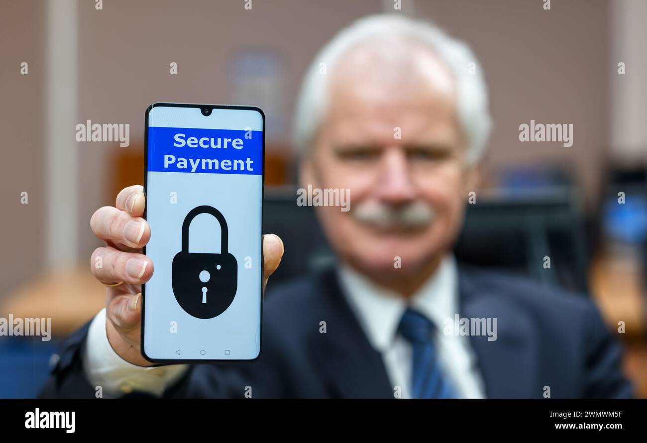 Internet safety hi-res stock photography and images - Alamy
