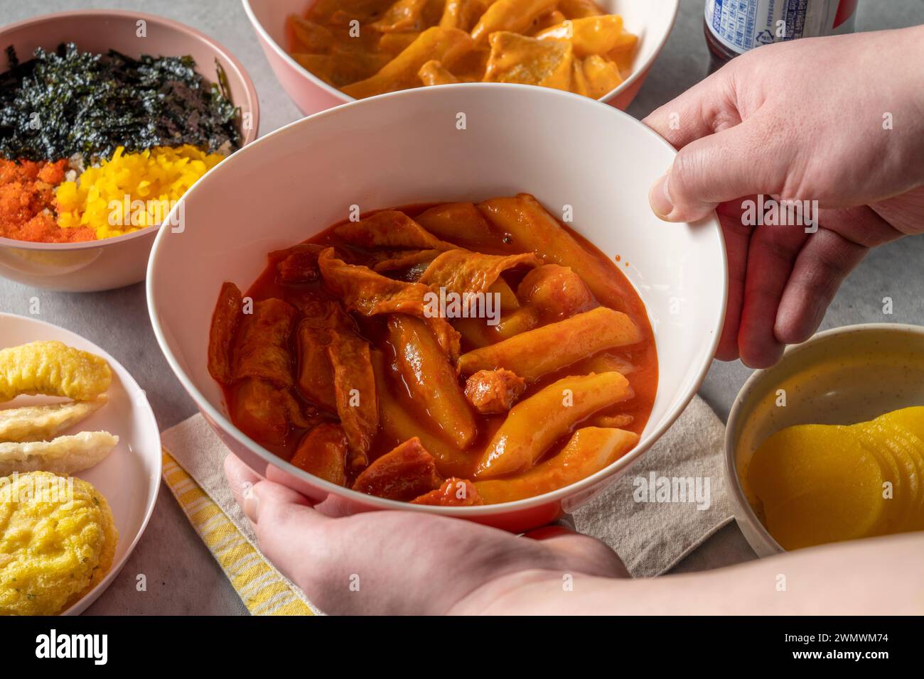 Tteokbokki, rose tteokbokki, fried food, Pache tteokbokki, snack food ...