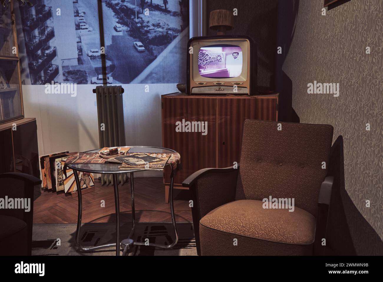 29 November 2023 Hungary - Reconstruction of a vintage Soviet room in ...