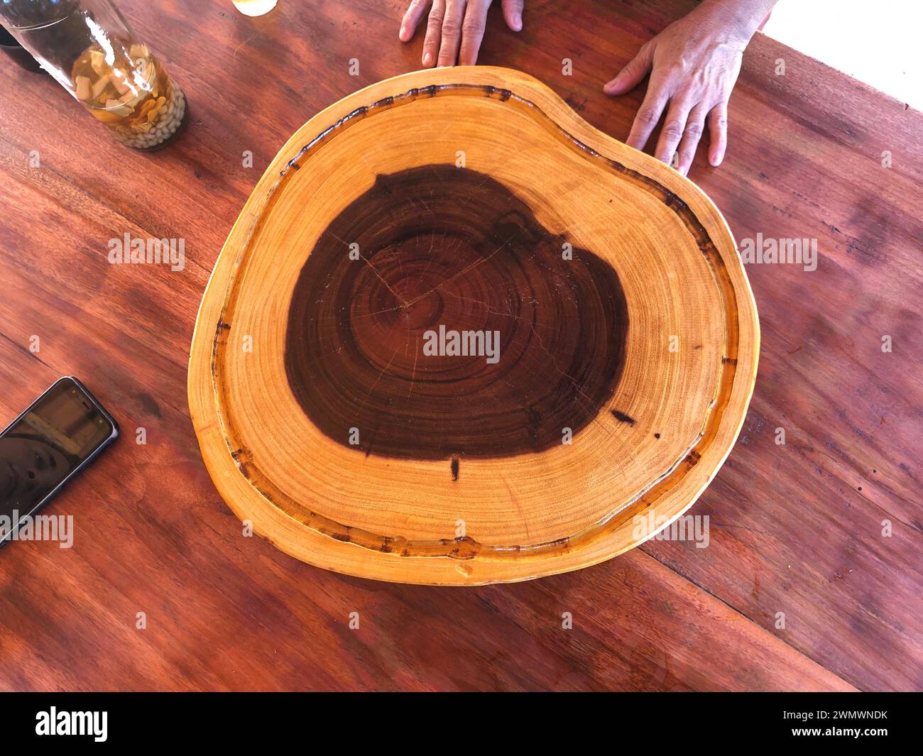 Rustic peroba wood board on the table, meat board Stock Photo - Alamy