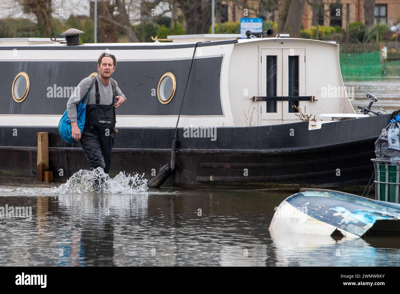 Warning barges hi-res stock photography and images - Alamy