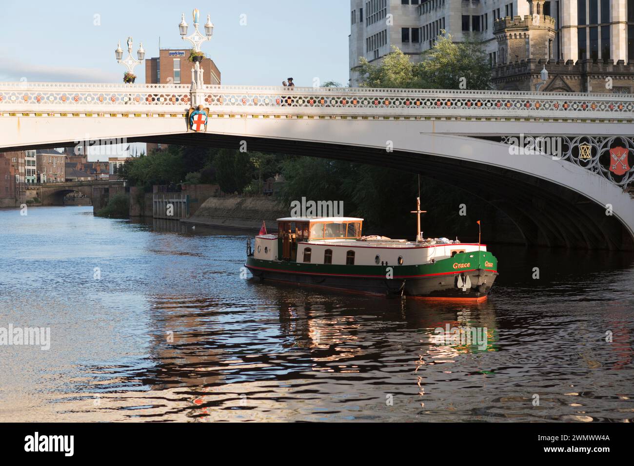 Victorian cast iron bridges hi-res stock photography and images - Alamy
