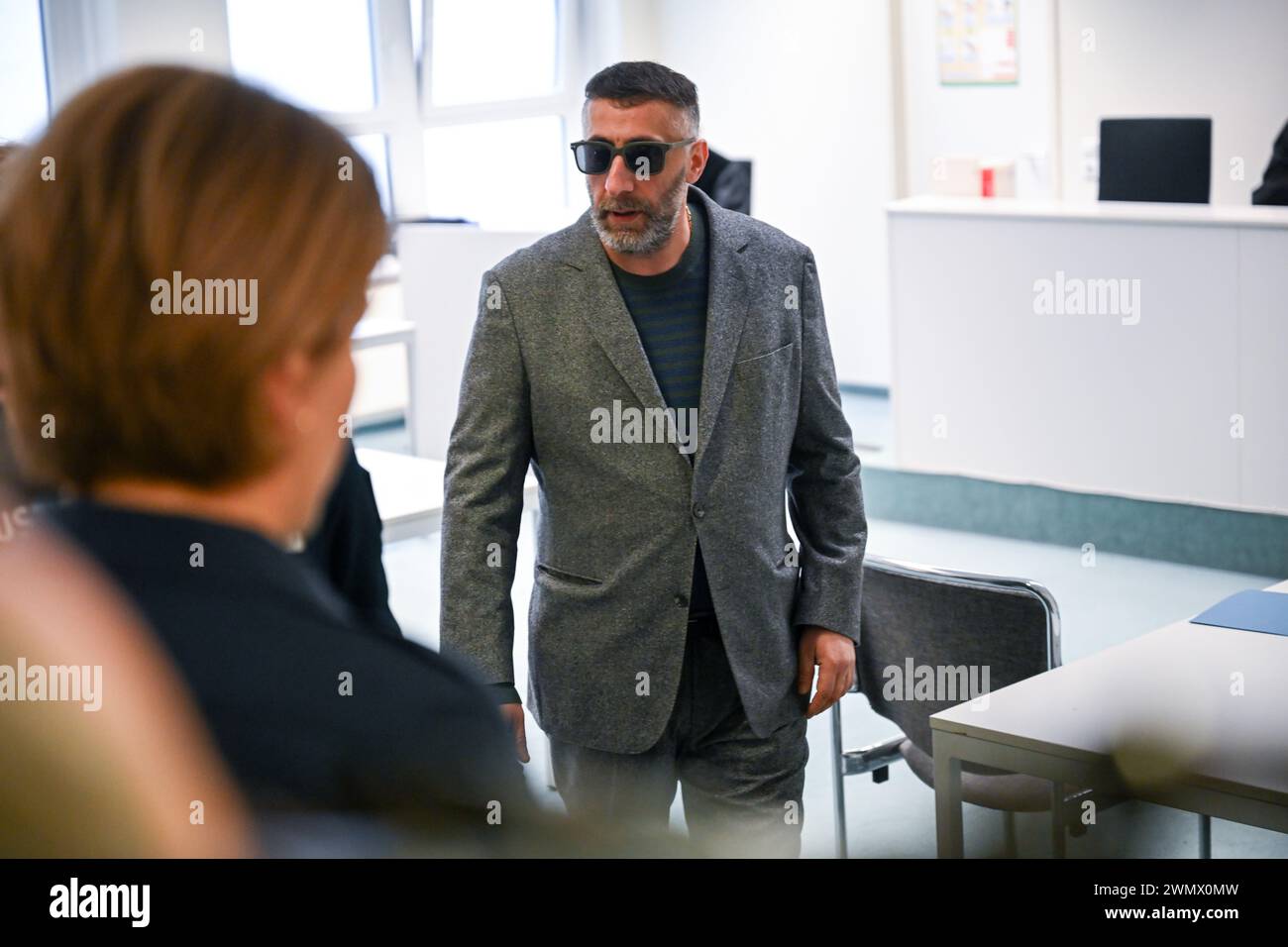 Berlin, Germany. 28th Feb, 2024. Kida Khodr Ramadan (r), actor, arrives ...