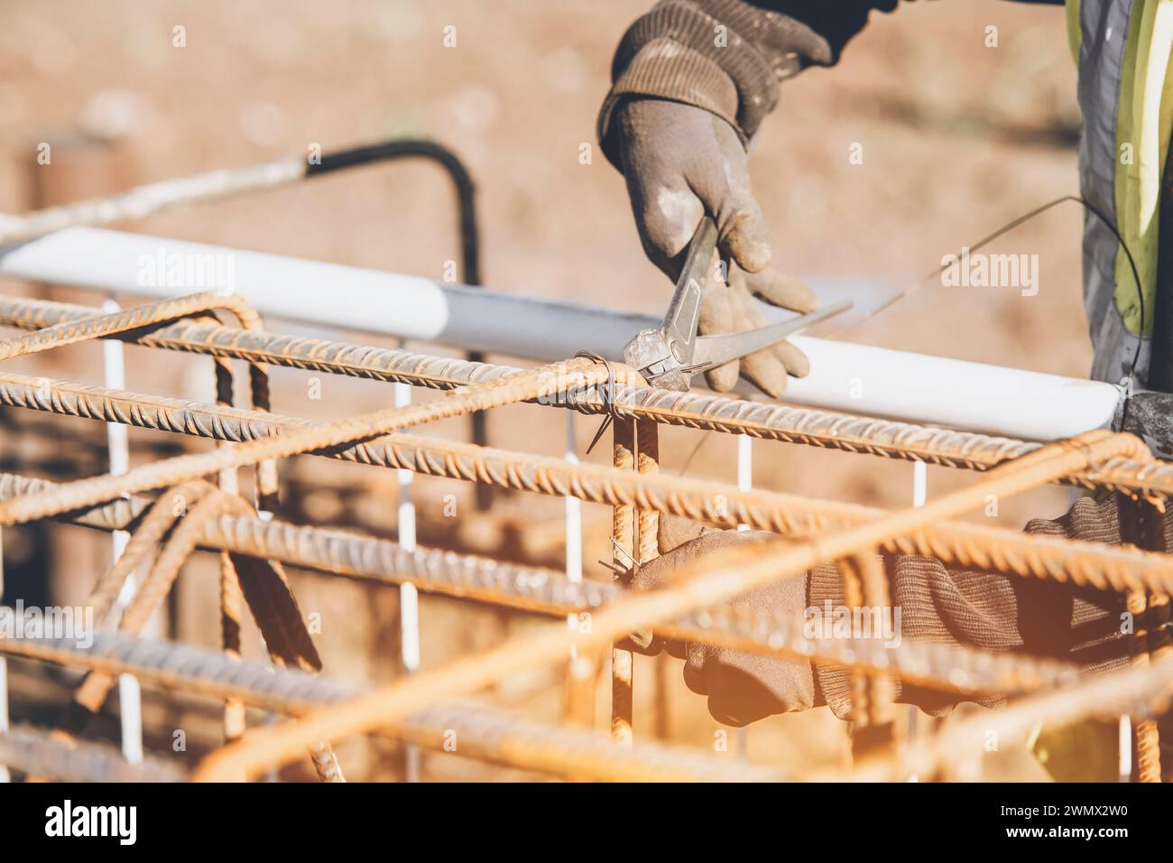 Reinforcing bar cutter hi-res stock photography and images - Alamy
