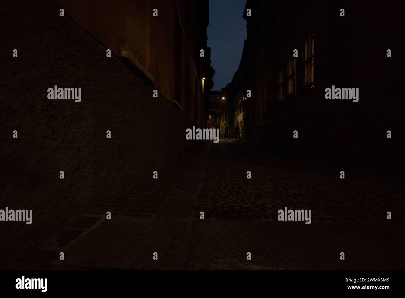 Historic stone alley lamps hi-res stock photography and images - Alamy